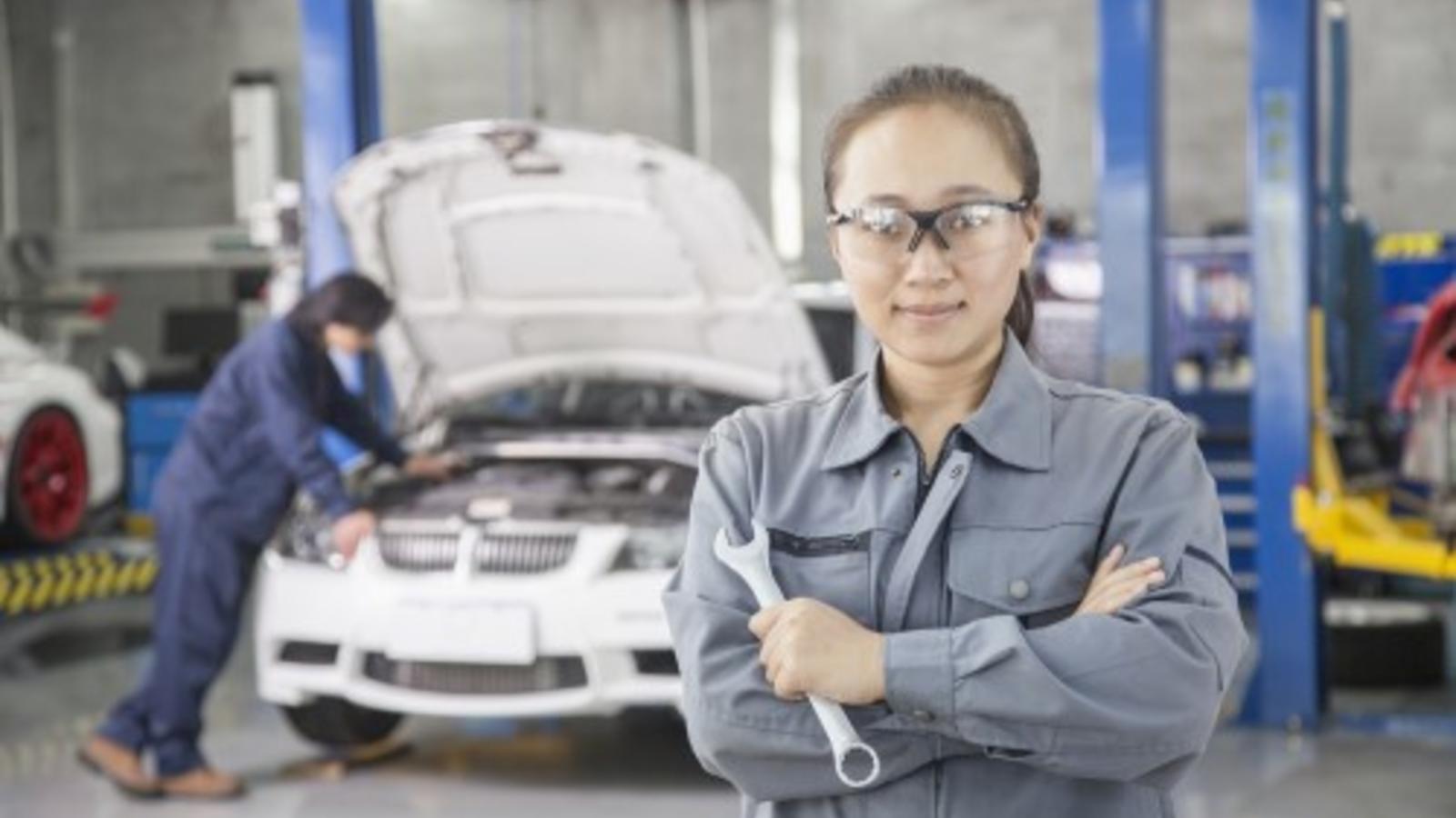 Automotive Career Opportunities for Women are Abundant